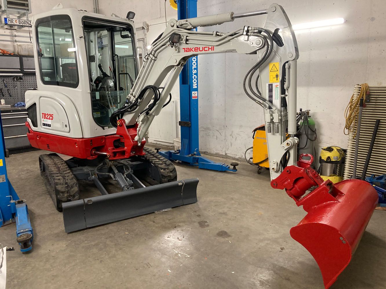 Immer verfügbar! Minibagger-Verleih bei BW Minibagger in Wolfsberg!